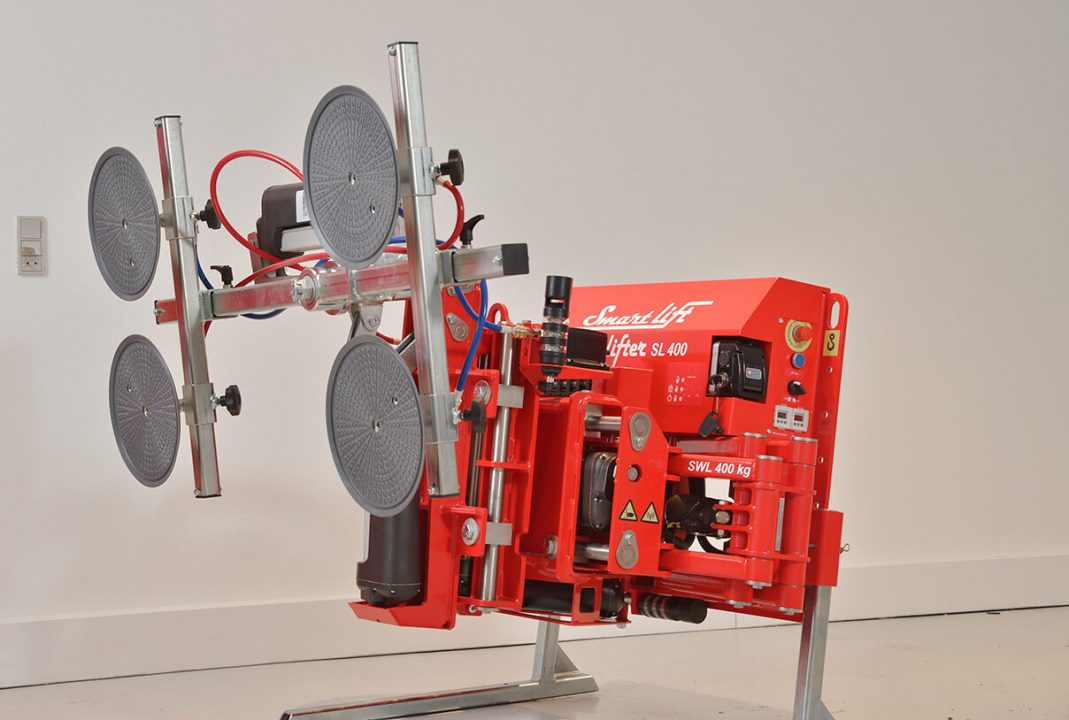 SL 400 Sky Lifter - Central Platform Services Ltd