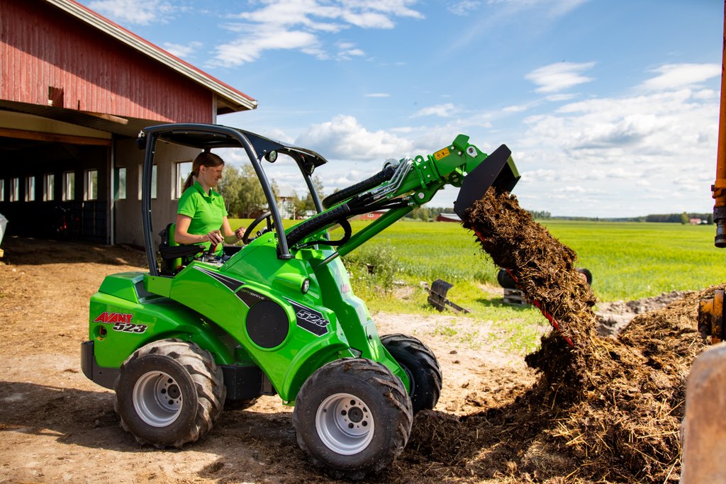 The Multi-Functional Compact Loader That's Perfect For Farming ...