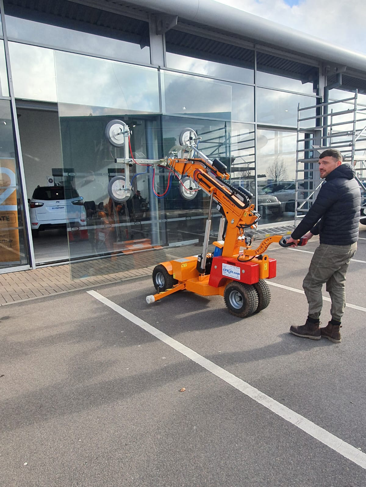 Smartlift – The Glass Lifting Equipment for Professionals - Central ...